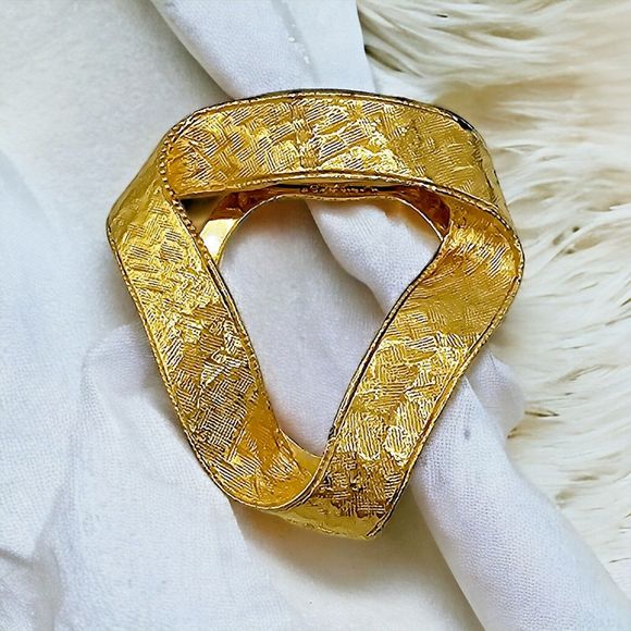 Lieba USA | Jewelry | Lieba Dress Clip Vintage Scarf Brooch Textured ...
